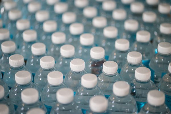 How can you tell if a plastic water bottle is safe? | China United Plastics